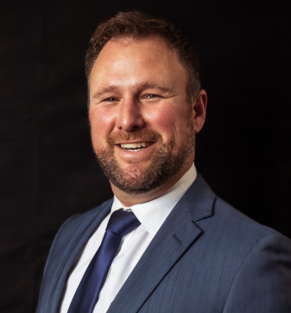 Board - Thoroughbred Park